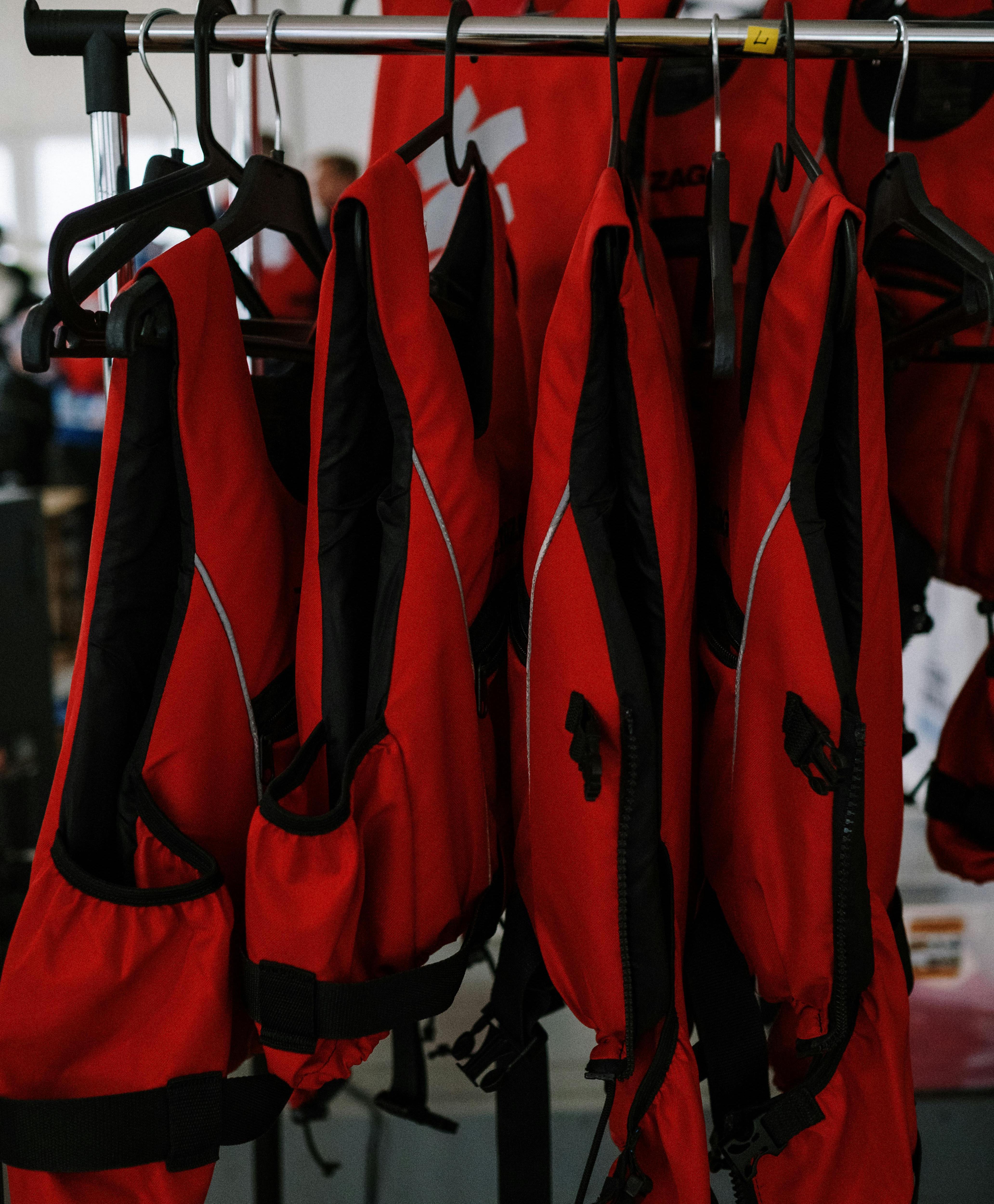 Luxury Meets Performance: Choosing the Best Engine for Supra Wake Boats