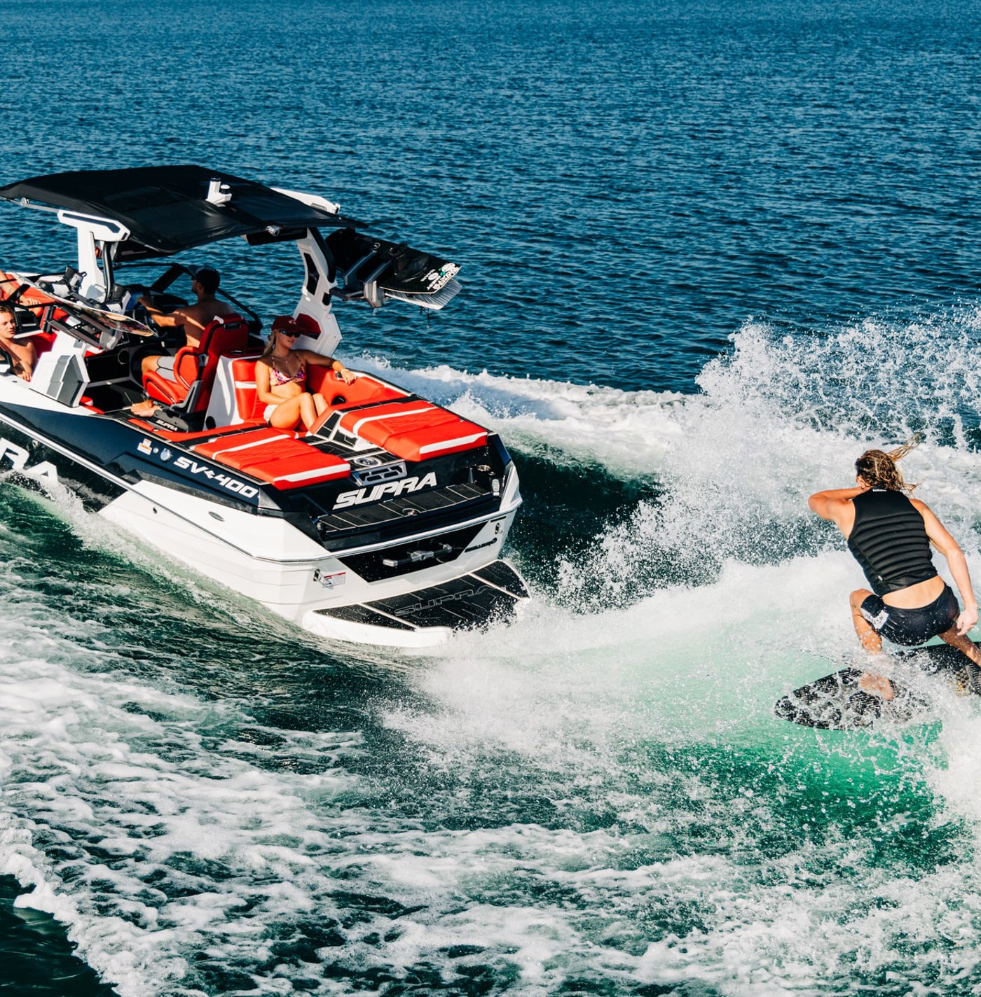 2025 Supra SV: Luxury & High-Performance Wake Boat | Supra